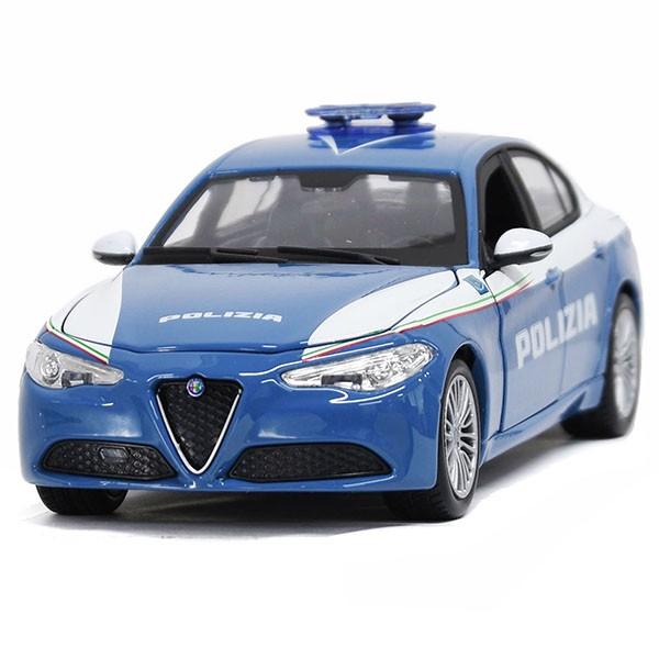 1/24Bburago製Alfista待望のスーパーセダンといって過言ではない1台、GIULIA(ジュリア)。トップモデルQUADRIFOGLIOを筆頭に、伝統の名にふさわしく「走り」を意識したモデルです。おなじみbburago製のこちら、...