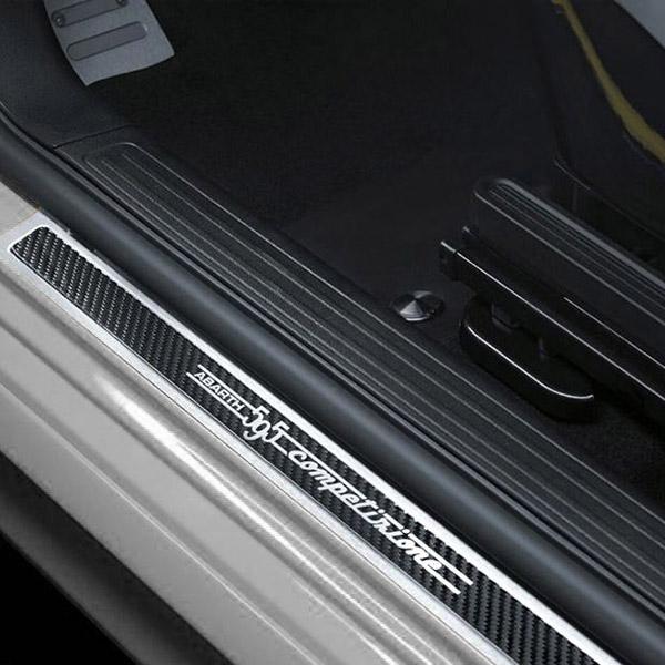 630mm(幅)×50mm(縦)※左右セット※裏面両面テープタイプ※スペシャルプライス！！！ABARTH  500、言わずと知れたリトル・ダイナマイトです。ベースとなった500のどこか可愛らしい姿も、ABARTHマジックにより凛々しく勇まし...