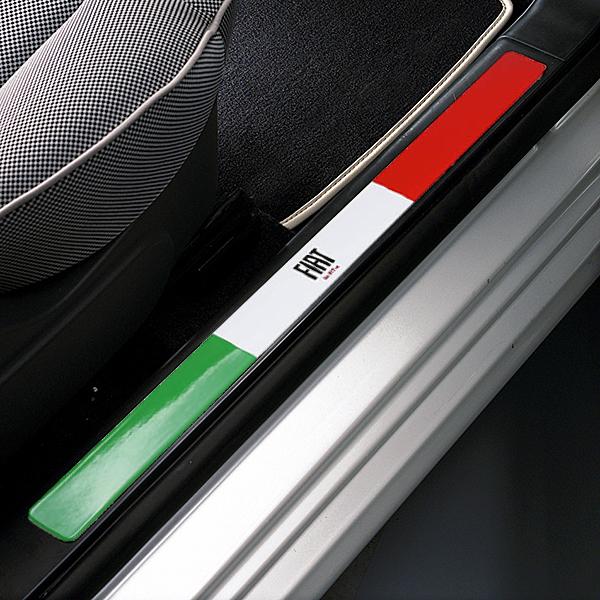 ※左右セットラフィータの大ヒット商品、ウッドドアステップガードがFIATオフィシャルになって登場!!専用設計のドアステップガードは、ハードメイプル素材を削りだし、職人がひとつひとつ滑らかに仕上げたアイテム、Made in Japanならでは...