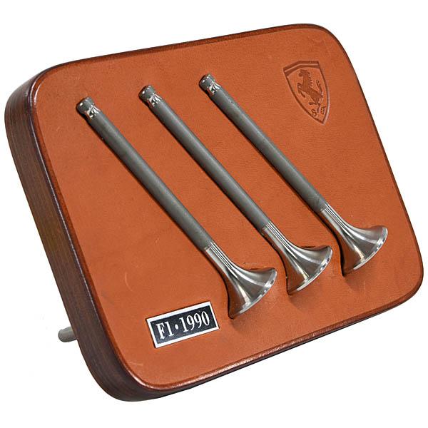 180mm(幅)×130mm(縦)×18mm(厚さ)ナチュラルブラウンのレザー積層により形成されたオブジェ、パッと見ただけではいったい何?な印象ですが、じっくりご覧ください。そこに埋め込まれたバルブを目にすれば、重厚なオブジェがさらにその存...