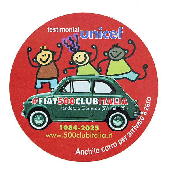 70mm(直径)FIAT 500 CLUB ITALIAがメンバー向けに製作したステッカーです。Nuova 500のサイドシルエットとともに可愛らしいイラストが描かれたステッカー、オフィシャルパートナー、UNICEFのロゴが入っています。