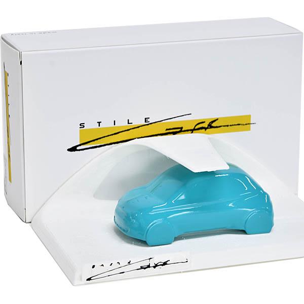 台座:154mm(幅)×90mm(縦)約45mm(台座含む高さ)2007年7月の発表以来、約20年にわたりFIATの牽引車となった感もあるNEW FIAT500。こちらはトリノのカロッツエリア出身のデザイナーによって立ち上げられたStile...