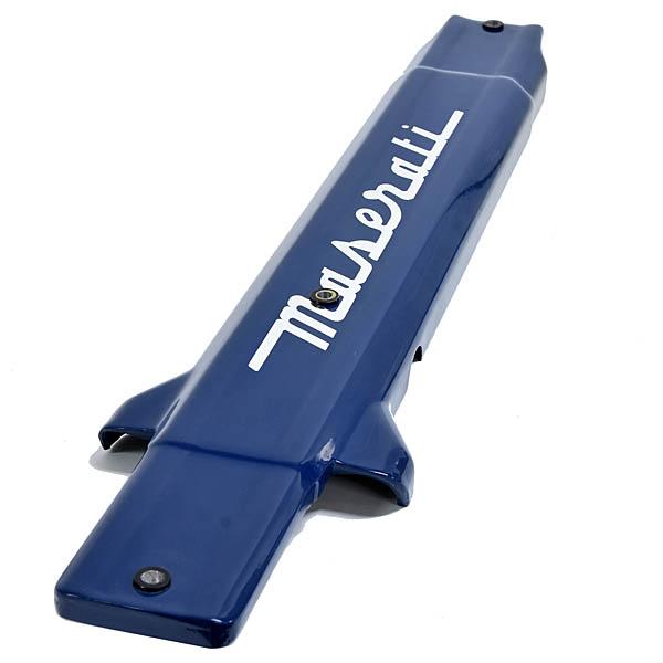 約695mm(幅)×約150mm(最大縦)×約35mm(厚み)マセラティ創立90周年にあたる2004年のジュネーブショーで発表されたMC12。エンジンは、エンツォ・フェラーリ用のエンジンをベースとした6.0L V12 DOHCを搭載。ボディ...