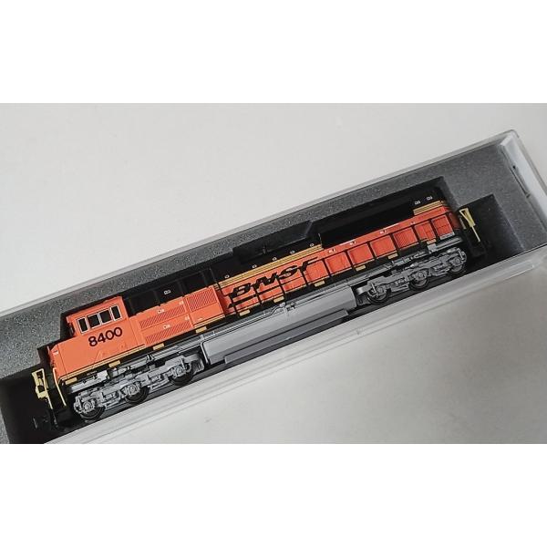 KATO 176-8523  SD70ACe Nose Headlight BNSF #8400