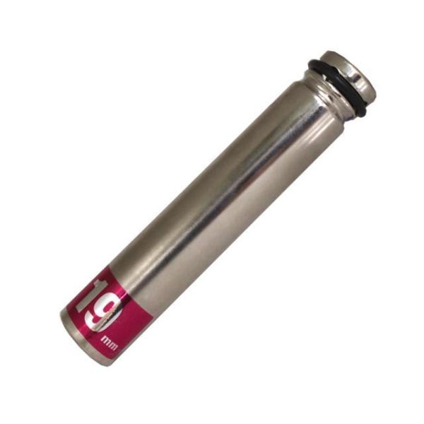 インパクトレンチ装着時の作業性UP！　思わぬピンの落下による紛失を軽減できます。Oリングの溝を2本(一部は溝無し)にしました。Ｏリングを下部の溝にずらして固定ができます。Ｏリングの反対側はずれずに穴を塞いでいるので抜け落ちない構造になっています。