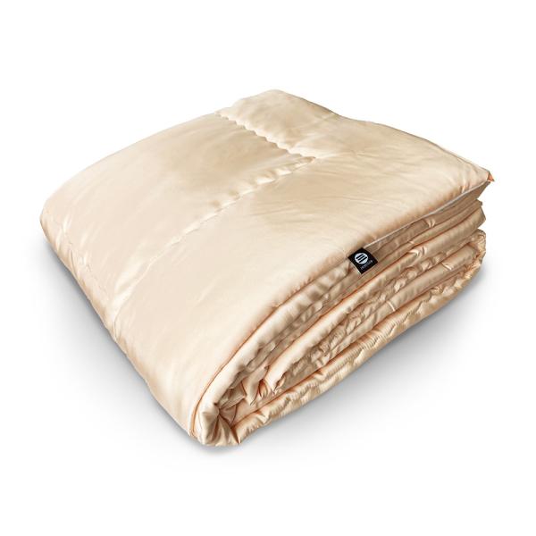 商品発送元：03STOREお仕立て商品になります。12営業日を目安に発送いたします。生活・インテリア・文具、ベッド・寝具Silkfill-シルクフィル-シルクフィルは丸三綿業独自の特許技術で加工されたシルクわたの名称です。日本古来の絹わたを...