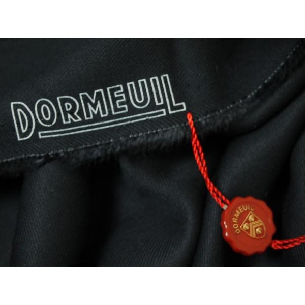 商品発送元：輸入生地ドットコムオートクチュール店様　表示参考価格　\128000おもちゃ・ホビー・ゲーム、手芸・クラフト、生地・布特　徴さらりと滑らかな肌触りと美しい艶が上質感を漂わせるフランス  【ＤＯＲＭＥＵＩＬ／ドーメル】のシルク／レ...