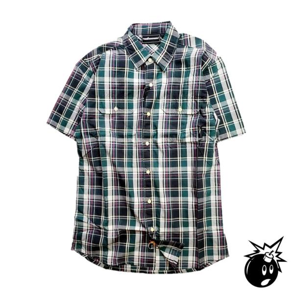 商品発送元：After Note （アフターノート）大阪 新世界ファッション・ブランド、カジュアル、メンズカジュアルウェア、シャツ、半袖素材：コットン100％生産国：中国裾にアダムの刺繍を施したマドラスチェック柄の半袖シャツです。ラウンドカ...