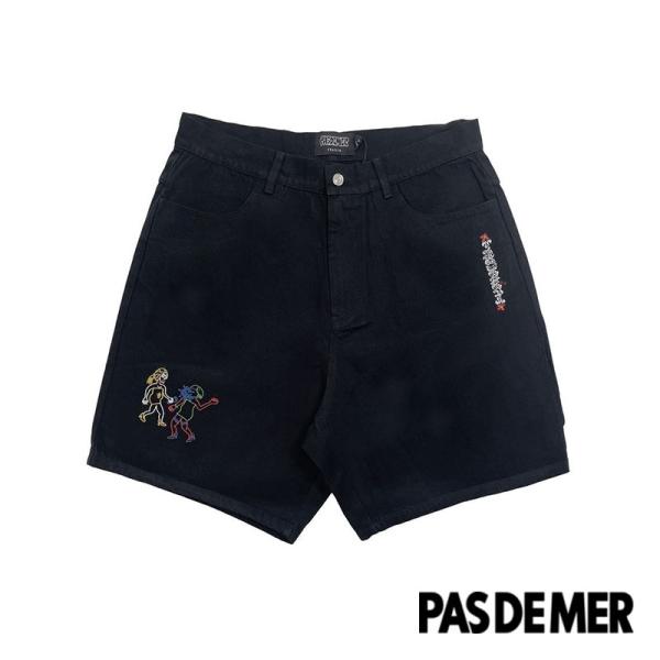 商品発送元：After Note （アフターノート）大阪 新世界ファッション・ブランド、カジュアル、メンズカジュアルウェア、パンツバギーフィットのブラックデニムショーツです。ワンウォッシュされているがハリのある高品質なデニムを使用しています...