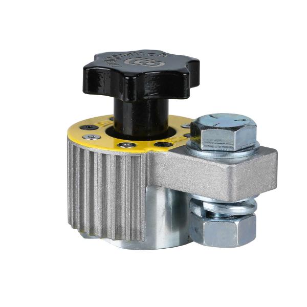 商品発送元：愛知産業公式通販サイト・愛知産業ドットコムその他マグスイッチ　溶接マグネットアースクランプ 300A［放熱フィン付］　【用途】強力な保持力で壁面やパイプ等のラウンド面にもアース取りができます。曲面など従来のクランプでは不可能だっ...