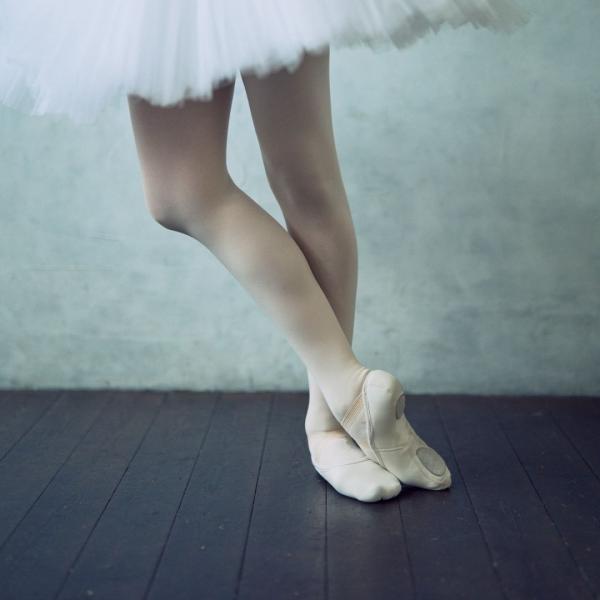 商品発送元：バレエ・ダンス用品店　赤い靴ファッション・ブランドChacott チャコットArc STRETCH（アークストレッチ）スプリットソール 4004 新感覚な履き心地、シューズの中で足がズレない！シワが出ない！どこから見てもきれいな...