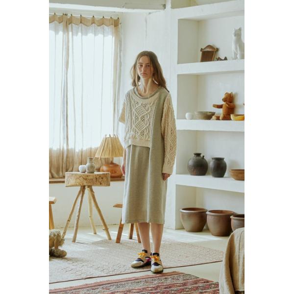 商品発送元：AMATERAファッション・ブランドローゲージのニットとウールをコラージュしたようなデザイン性の高いワンピース。アシンメトリーで少し上級者向けながら完全にかわいいですね。※ユニセックスアイテムになります。■NO:BSD23AW-...