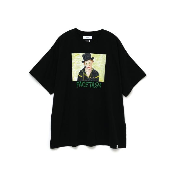 商品発送元：AMATERAファッション・ブランド、メンズ・紳士服（FACETASM x dokkoi ） MOVIE BIG TEE 様々なカルチャーに対して造詣が深く、温かみと繊細さが混在するタッチで表現するイラストレーター、dokkoi...