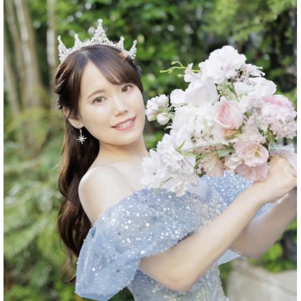 商品発送元：ANNAN WEDDINGジュエリー・アクセサリー、ジュエリー・アクセサリー、ヘアアクセサリー、その他WEDDING TIARASNSでも大人気のロイヤルクラウンティアラ 《ゼクシィ　雑誌　》にてご掲載いただきました。クラウンテ...