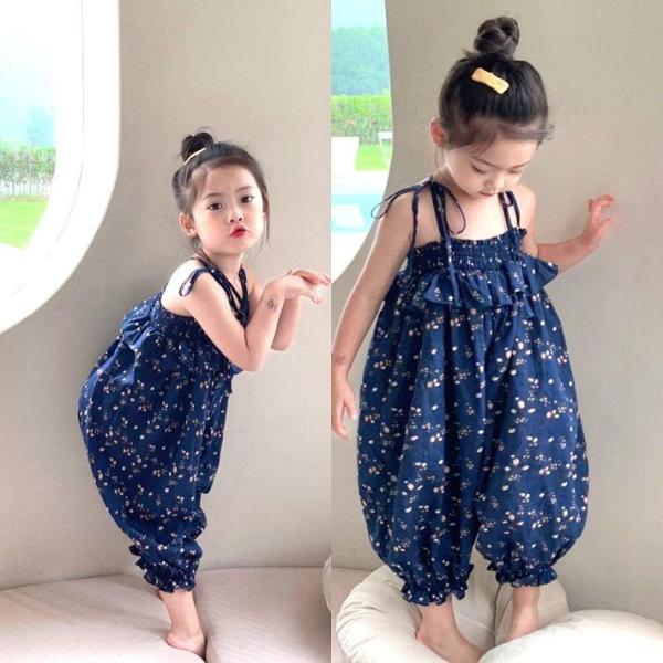 商品発送元：BAOBAOキッズ・ベビー・マタニティ素材：綿　※サマー花柄オーバーオール※シックなカラーでとってもかわいい！※小花柄でリゾート感も満載！※定番デザインですので、長くお使いいただけます。 仕様（平置き採寸）サイズ90cm/710...