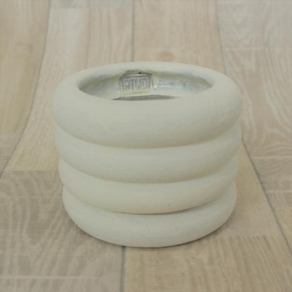 商品発送元：大田花き開発ユニット｜Bloemfontein１個入フラワー・ガーデニング、ガーデニング、鉢曲線デザインが特徴的なセメントポット。ポットとソーサーが一体になっており、そのまま植込みが可能です。ナチュラルテイストのインテリアになじ...