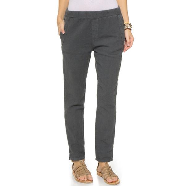 商品発送元：Blue Addictファッション・ブランド、カジュアル、レディースカジュアルウェア、ジーパン、美尻程よいルーズ感のあるリラックスパンツ。適度にゆとりのあるラインと、伸縮性のあるウエストがストレスを感じることなく楽に穿ける1本に...