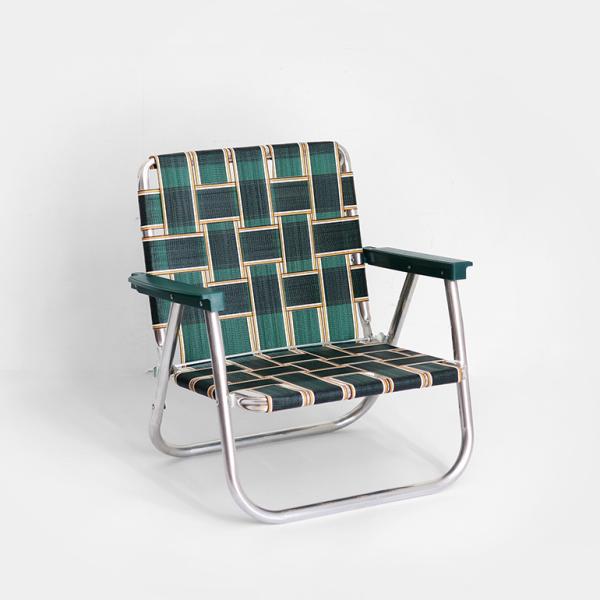 商品発送元：DUPON35その他ITEM INFO アイテム紹介Lawn Chairは60年代のアメリカを象徴する、カラフルな折り畳みチェア。ウェビングベルトが張られたこの折りたたみ椅子はアメリカ全土に広まり、どの州でも色とりどりのパラソル...