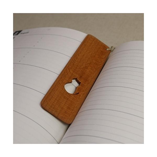 商品発送元：cheers/チアーズ生活・インテリア・文具読書の時間がより豊かになる、木のしおりです。長野県の木工作家、山帰来さんの作品です。繊細で、ホッとする作品の世界観に一目ぼれし取扱いをお願いしました。これから順次、山帰来さんの作品を発...