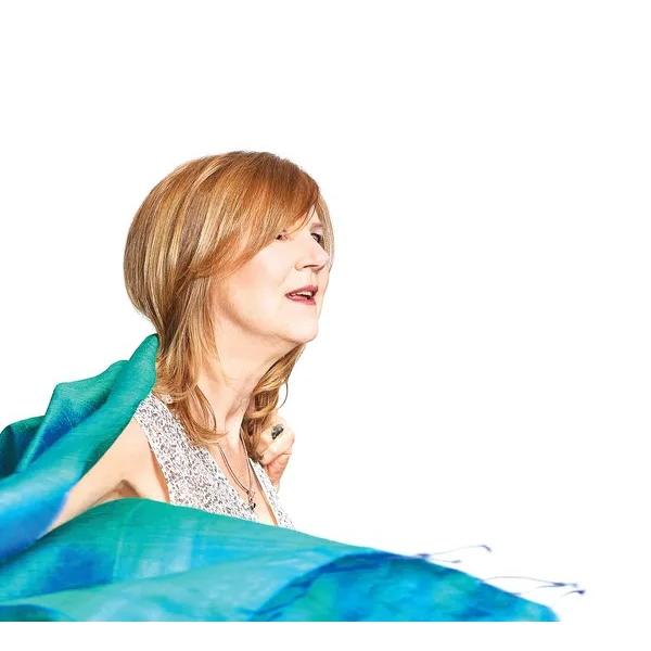 商品発送元：Clara MusicCD・DVD・楽器カナダの女性ヴォーカリスト、ナンシ−・ニュ−マンの2024年作品。スタンダードナンバー、ポップスナンバー、オリジナル作品を織り交ぜながら、柔らかな声色と丁寧な歌い回しで、夢見心地な世界へ誘...