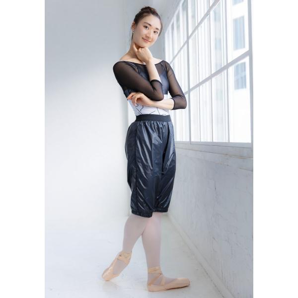 商品発送元：バレエ用品専門店ドゥッシュドゥッスゥ プロスポーツ・アウトドア・旅行仕様商品番号2736-059商品詳細体型維持のためレッスンでしっかり汗をかけるようサウナパンツも新国立劇場バレエ団ダンサー3人がデザインしました。ヒップ、太もも...