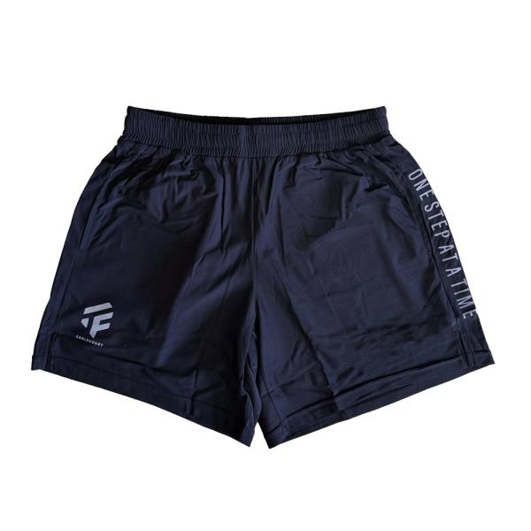 商品発送元：Earls Courtスポーツ・アウトドア・旅行スピードを引き出す、軽量5インチランパン。驚くほど軽いメッシュ素材が、走りを邪魔せず快適な履き心地をキープ。裾部分には、スリット入りで足の可動域を広げ、ストレスのないスライドを実現...