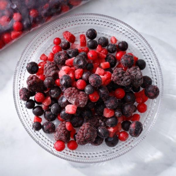 商品発送元：ふるーつ屋さんフード・菓子、スイーツ・和菓子、菓子材料フルーツのとれたてそのままの美味しさを食卓へ！！ラ・フルティエール・ジャポンの冷凍フルーツホールは、トップパティシエからその品質を高く評価されています。プロも認める美味しさの...