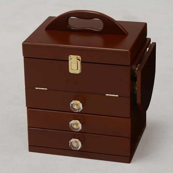 商品発送元：おしゃれな家具やインテリア収納　ガンモマーケットビューティ・コスメ・香水、メイク雑貨・小物、ポーチ・メイクボックスクリスタル型の取っ手が可愛い！三面鏡がついた大容量のコスメボックス。サイドにバタフライ式のミニテーブルも付いていま...