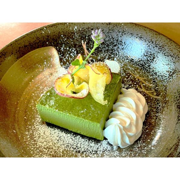 商品発送元：ガタ市フード・菓子、スイーツ・和菓子、その他洋菓子抹茶好きにはたまらないテリーヌのような濃厚なチーズケーキ生産地新潟市東区内容量300ｇ発送日目安2〜3日発送時期通年消費期限製造から約1ヶ月解凍後冷蔵保存で4日