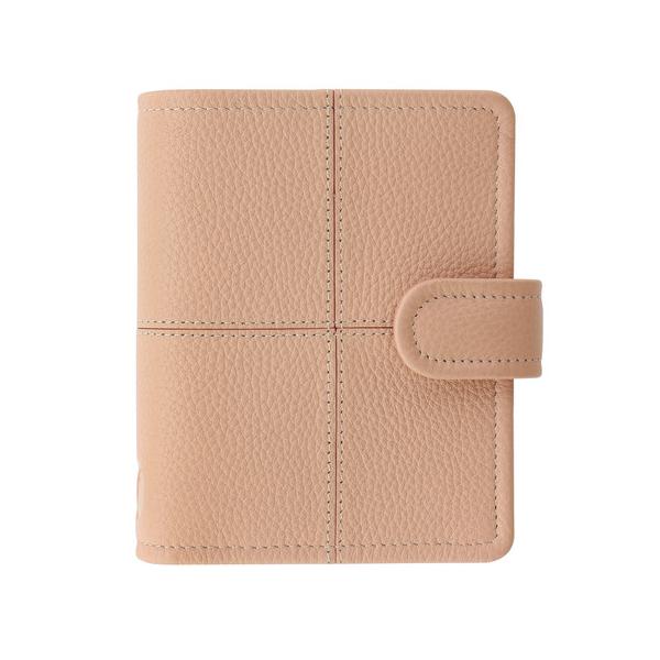 商品発送元：平和堂オンラインショップ生活・インテリア・文具商品名Filofaxクラシックステッチ ソフト スモール ピーチサイズスモールH148 × W117mmカラーピーチ素材イタリアンカーフレザーリング穴6穴リング内径19mmリフィルサ...