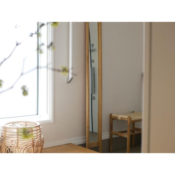 商品発送元：Hinata life※メーカー直送品生活・インテリア・文具その隙間に置ける「幅21cm」の全身ミラートータルコーデや体形チェック、お部屋を広く見せてくれるなど１枚は設置したい全身ミラー。でも壁際にそのスペースがないよ〜という方...