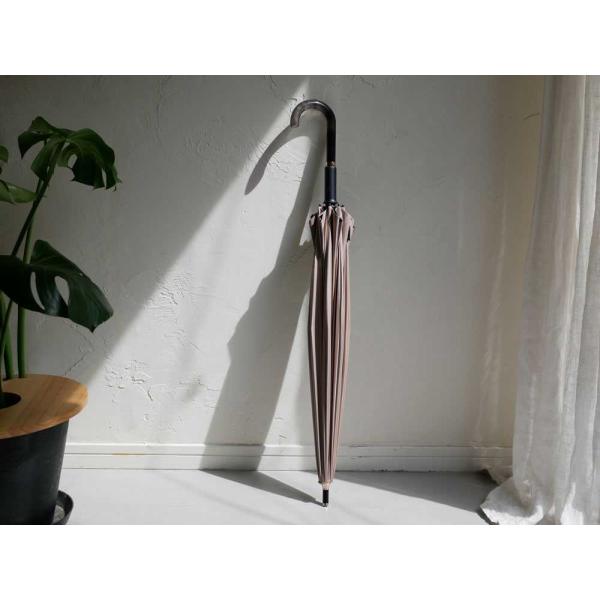 商品発送元：Hinata life生活・インテリア・文具日傘にも“アレ”が無くなったら、暑い夏もスマートに。「ベルトがない日傘 Shupatto」ちょっと億劫な“あの”動作を止められる進化系傘「【marna】Shupatto アンブレラ」に...