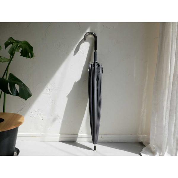 商品発送元：Hinata life生活・インテリア・文具日傘にも“アレ”が無くなったら、暑い夏もスマートに。「ベルトがない日傘 Shupatto」ちょっと億劫な“あの”動作を止められる進化系傘「【marna】Shupatto アンブレラ」に...