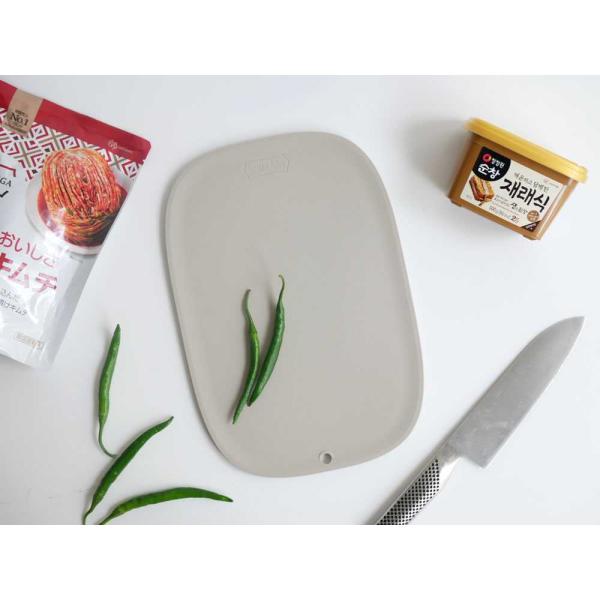 商品発送元：Hinata life※お取り寄せ品生活・インテリア・文具傷がつきにくく、切りやすく衛生的。ニュアンスカラーが◎な韓国発の「お洒落まな板」【日本初上陸！国内で取り扱いは当店のみ】ニュアンスカラーがお洒落な「【Shalle Ma/...