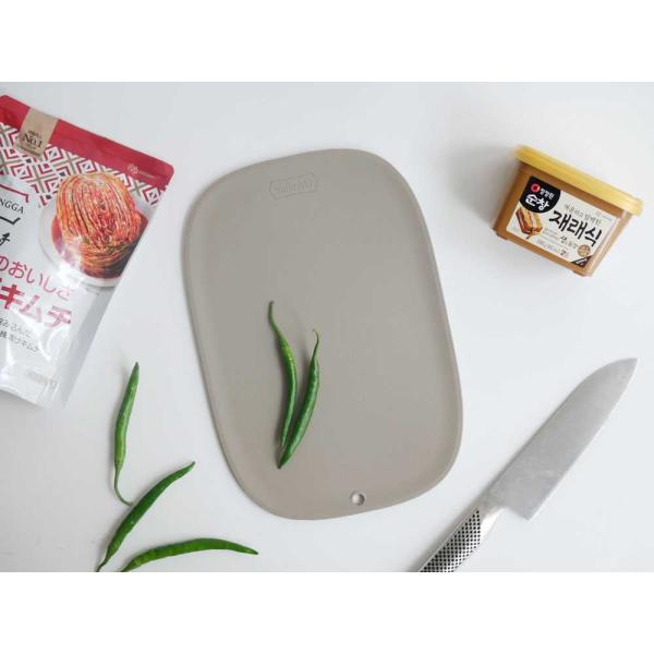 商品発送元：Hinata life※お取り寄せ品生活・インテリア・文具傷がつきにくく、切りやすく衛生的。ニュアンスカラーが◎な韓国発の「お洒落まな板」【日本初上陸！国内で取り扱いは当店のみ】ニュアンスカラーがお洒落な「【Shalle Ma/...