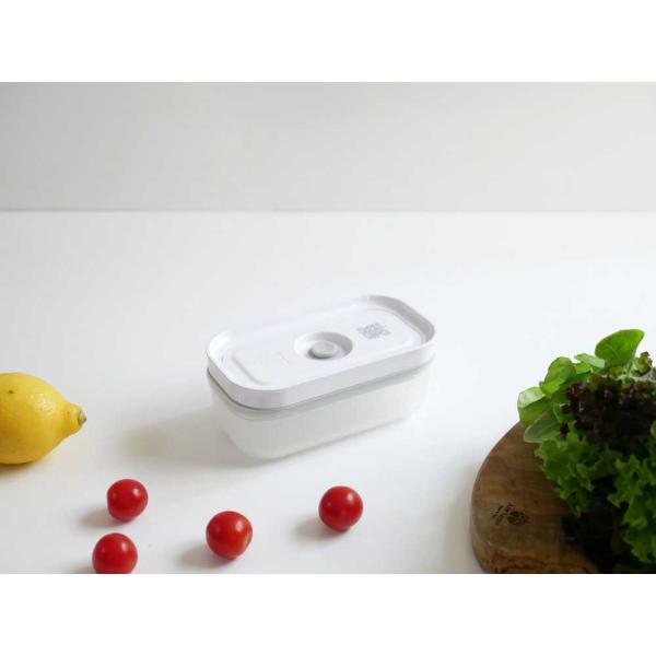 商品発送元：Hinata life生活・インテリア・文具ボタンを押すだけで、鮮度５倍長持ち。ドイツ製の「真空保存セット」。作り置きやまとめ買いをした時に、気にかかるのはそれらの保存方法。よくある保存容器や袋止めでは正直心許ないですよね。そん...