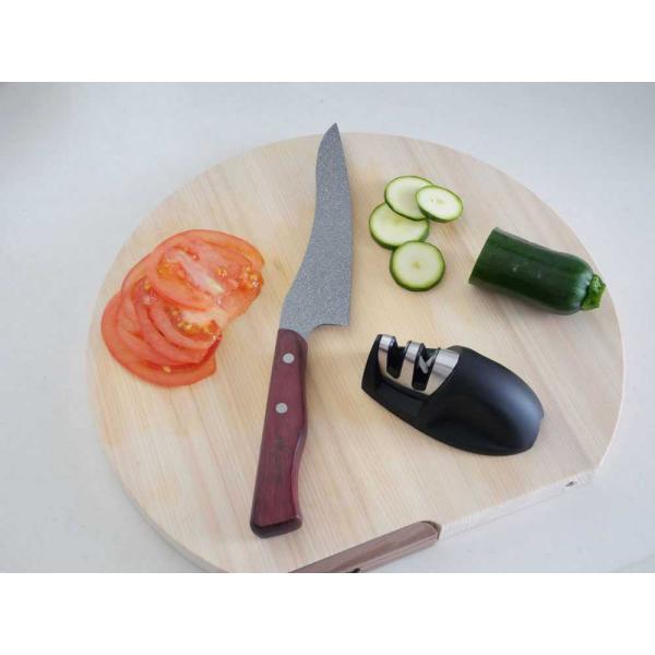 商品発送元：Hinata life生活・インテリア・文具三徳包丁とペティナイフのイイトコ取り。スパッと切れて、操作性ばつぐんの軽量「コーティング包丁」朝のお弁当づくり、果物の皮むき、ニンニクやショウガのスライスなどの際に、手に取りやすい小ぶ...