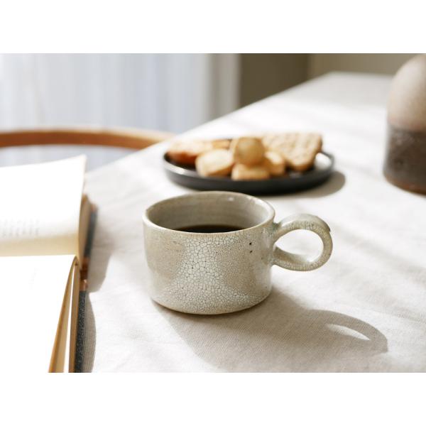 商品発送元：Hinata life生活・インテリア・文具歴史が伝わる、趣きのある「コーヒー椀と丸皿」手にした瞬間、温かみと味わいを感じられる、兵山窯（ひょうざんがま）の「コーヒー椀と丸皿」。食器棚に飾って置くだけでも、趣と歴史を感じられる佇...