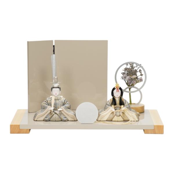 商品発送元：創業慶応元年-雛人形・五月人形の専門店-人形の岩崎幅40×奥行23×高さ22(cm)おもちゃ・ホビー・ゲーム、おもちゃ、人形・ぬいぐるみ【製作】木村一秀【規格】スタイリッシュひな【仕様】ウレタン樹脂造り、胡粉塗【装飾】飾り台、屏...