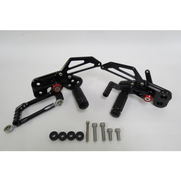 商品発送元：K-RACING車・バイク、バイク・バイク用品、バイクパーツ商品名： バックステップ CNC加工重量感・存在感のあるお勧めの一品です。ビレット アルミ、 CNC6061 T 6を採用。取り付けは簡単。純正部品一部併用必要があり。...