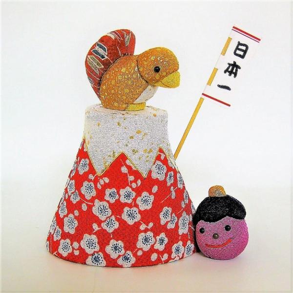 商品発送元：【公式】 人形の久月オンラインストア木目込み手作りキットおもちゃ・ホビー・ゲーム、手芸・クラフト、クラフト一富士二鷹三茄子！！木目込み人形のお正月飾りです。木の粉を固めて作ったボディに、布を木目込んで作ります。お正月飾り・お祝い...
