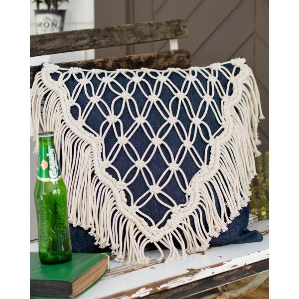 商品発送元：tesoroファッション・ブランド、レディース・婦人服サイズ：45cm×45cm原産国：インド素材：綿100％丁寧な手仕事のマクラメ編みがボヘミアンラグジュアリーなムードを盛り上げますひもを結んだり、編み込むことで美しい模様を生...