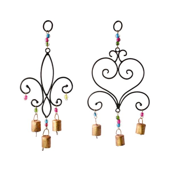 商品発送元：tesoroファッション・ブランド、レディース・婦人服《商品説明》サイズ：約14×17cm生産地：インド   素朴なベルの音色が心地良いアイアンベルエキゾチックな雰囲気満点のアイアンベルです。▼ギフトラッピングはこちら