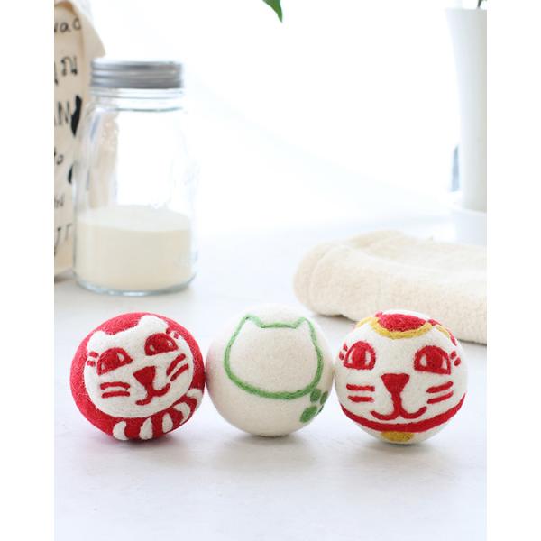 商品発送元：tesoroファッション・ブランド、レディース・婦人服《商品説明》サイズ：約6cm生産地：ネパール素材：ウール100％   ふんわり＆時短♪環境にやさしいドライボールに新デザイン登場！乾燥機に洗濯物と一緒に入れるだけで、ふんわり...