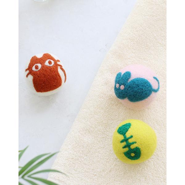 商品発送元：tesoroファッション・ブランド、レディース・婦人服《商品説明》サイズ：約6cm生産地：ネパール素材：ウール100％   ふんわり＆時短♪環境にやさしいドライボールに新デザイン登場！乾燥機に洗濯物と一緒に入れるだけで、ふんわり...