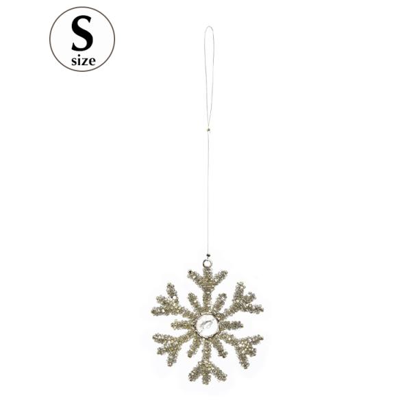 商品発送元：tesoroファッション・ブランド、レディース・婦人服《商品説明》サイズ：直径8、長さ25cm生産地：インド   ウィンターシーズンのお部屋作りにぜひパイプビーズがキラキラと輝く、雪の結晶モチーフのオーナメントです。▼ギフトラッ...