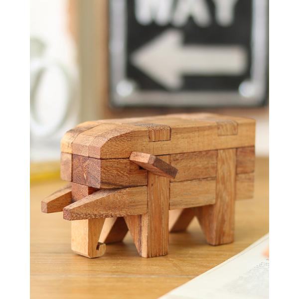 商品発送元：tesoroファッション・ブランド、レディース・婦人服《商品説明》サイズ：約W8×D13×H8cm生産地：タイ素材：木製   超難解、頭の体操!木のぬくもりが懐かしいパズル。難易度 ★★レトロな木製のパズル。インテリアとして飾っ...