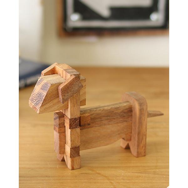 商品発送元：tesoroファッション・ブランド、レディース・婦人服《商品説明》サイズ：約W4×D12×H10cm生産地：タイ素材：木製   超難解、頭の体操!木のぬくもりが懐かしいパズル。難易度 ★★★レトロな木製のパズル。インテリアとして...