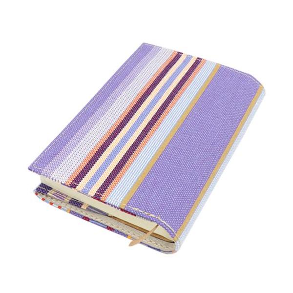 商品発送元：レ・トワール・デュ・ソレイユ公式オンラインショップ本・雑誌・コミック、その他ストライプ生地を全面に使用した文庫本サイズのブックカバー。飽きのこないシンプルなデザインとレザーのしおりがポイントです。A6サイズの手帳カバーとしてもお...