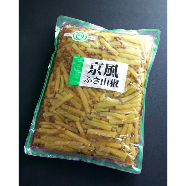 商品発送元：お惣菜.comフード・菓子、惣菜・食材、和風料理・惣菜丁寧に下処理した蕗（ふき）を、香り高い山椒と共に煮込みました。蕗は独特の風味と歯切れの良い食感が特徴で、山椒のピリッとした辛さが加わることで、一層風味豊かな一品となります。京...